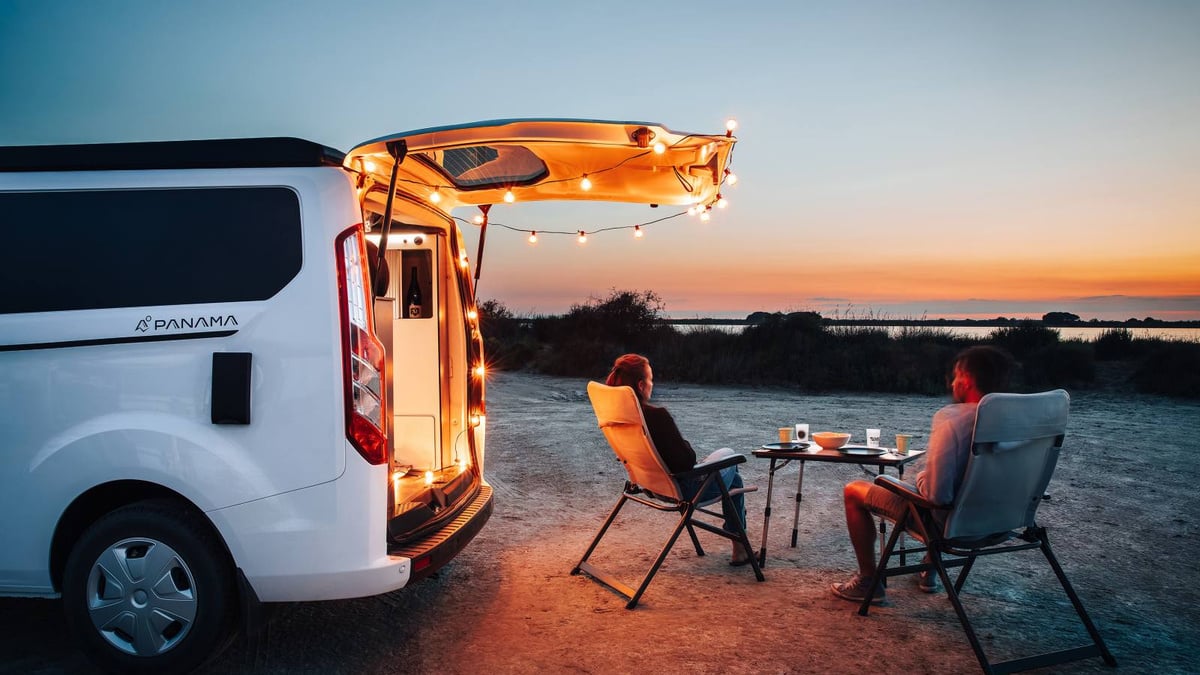 Partir en van, fourgon ou camping-car : cinq accessoires peu coûteux et ...
