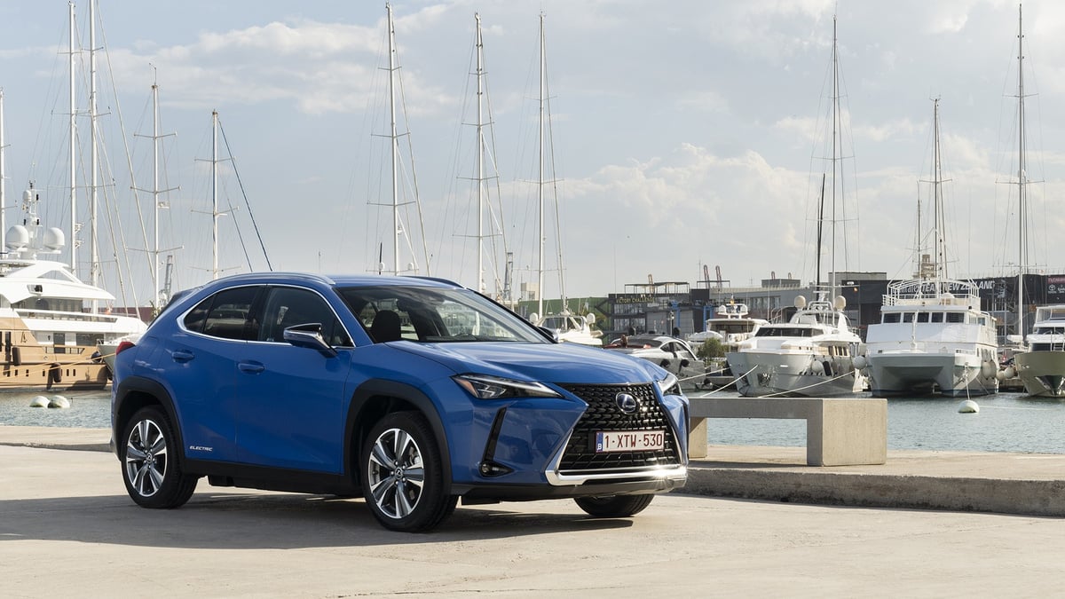 Le SUV Lexus UX vous attend en concessions - L'Automobile Magazine