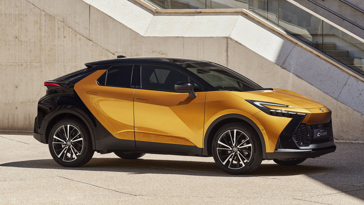 Toyota C-HR (2024) : notre avis à bord de la deuxième génération - L ...