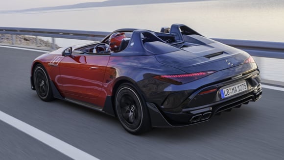 Nouvelle Mercedes-AMG PureSpeed : pas de pare-brise, pas de toit et 585 ...