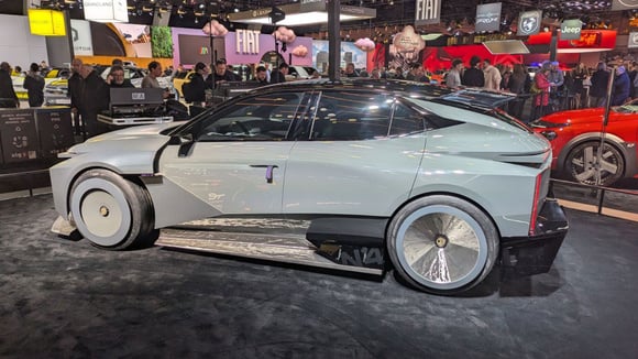 La DS N°4 se lâche au Salon de Bruxelles - L'Automobile Magazine
