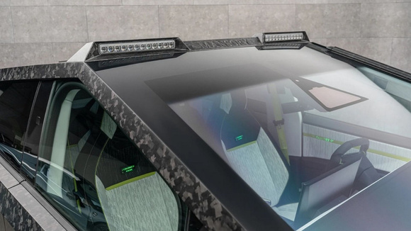 Finalement, le Tesla Cybertruck signé Mansory pouvait-il ressembler à ...