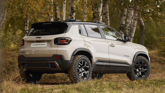 Jeep Avenger 4xe Concept, l’Avenger en mode 4x4 électrique à l’approche ...