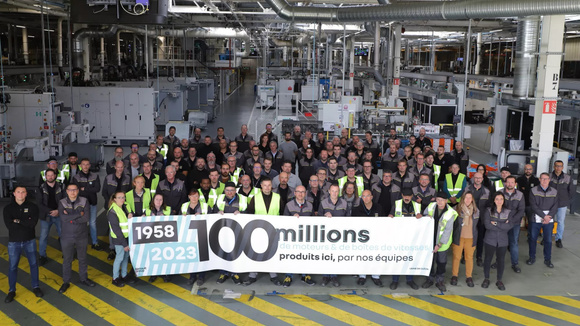 Cléon (Renault), 100 millions de moteurs et boîtes de vitesses Made in ...