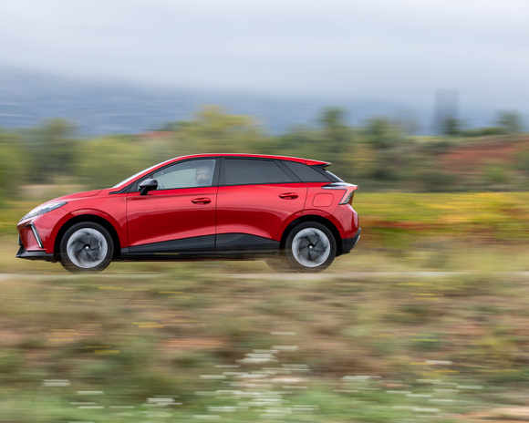 MG4 électrique XPower ou 77 kWh : les nouveaux modèles à faire pâlir la ...