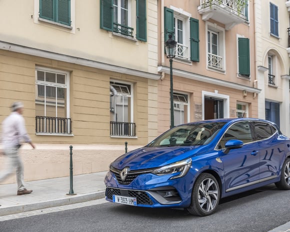Renault Clio : la boîte automatique de retour sur le petit moteur ...